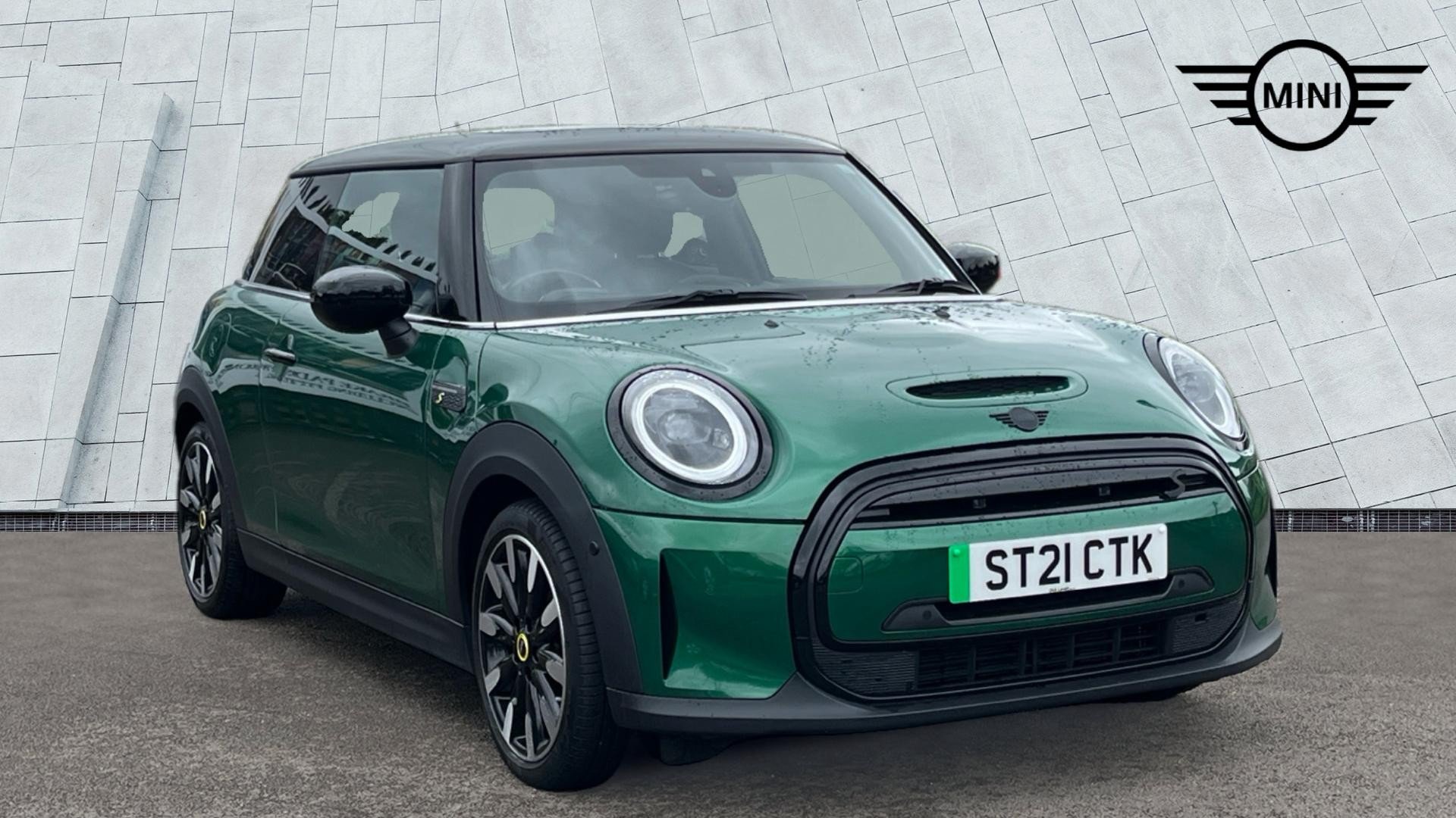 Green MINI Cooper Electric cars for sale | Carwow