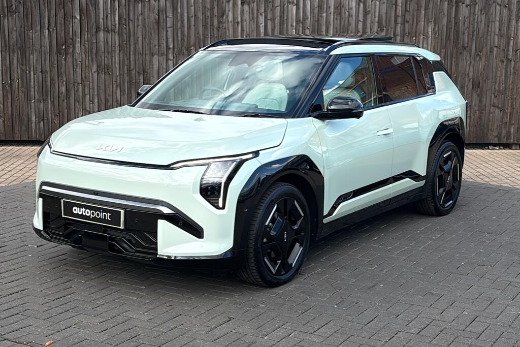 Kia EV3 review | Auto Express