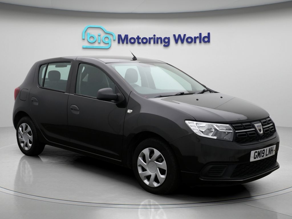 Dacia Sandero Stepway review | Auto Express