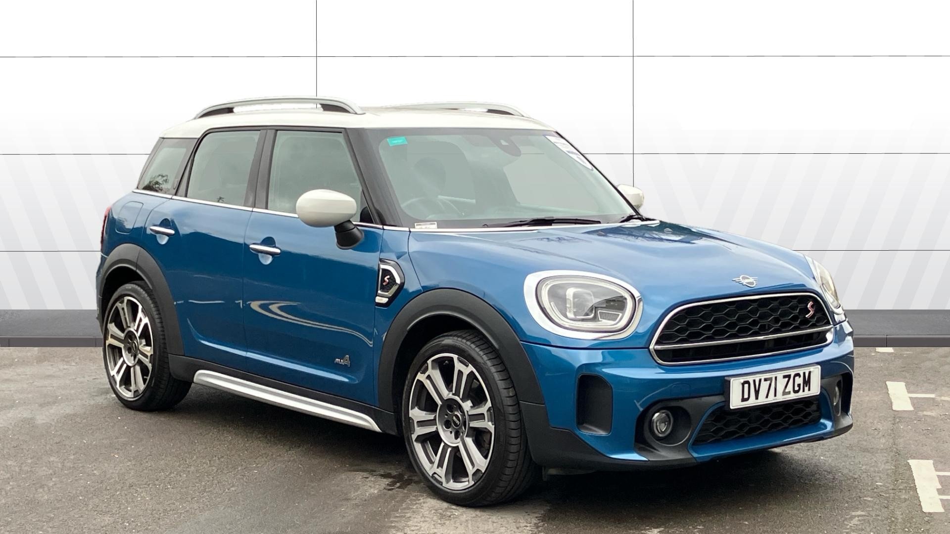 MINI Countryman review | Auto Express